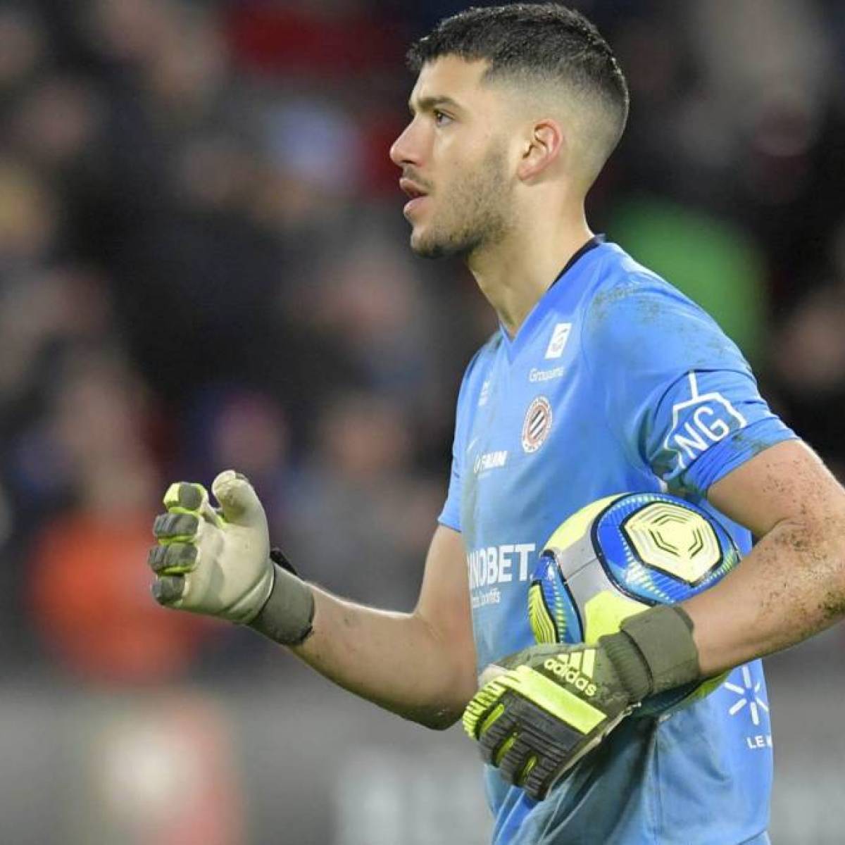 Classify the argentine squad goalkepers.