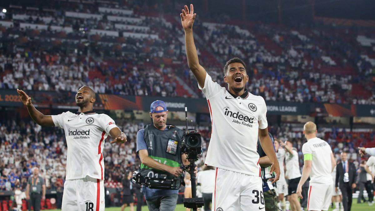 La Premier League, atenta al heredero de Arjen Robben