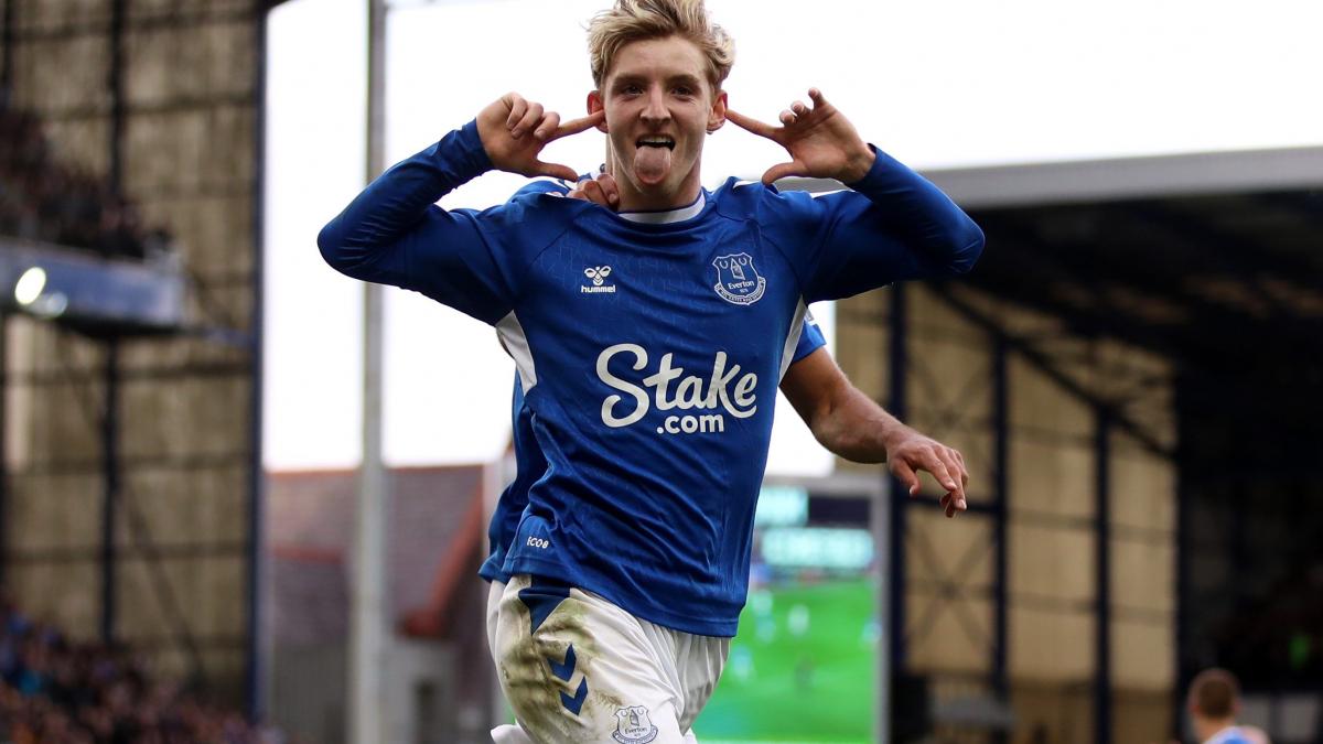 El Newcastle United ya presume de Anthony Gordon