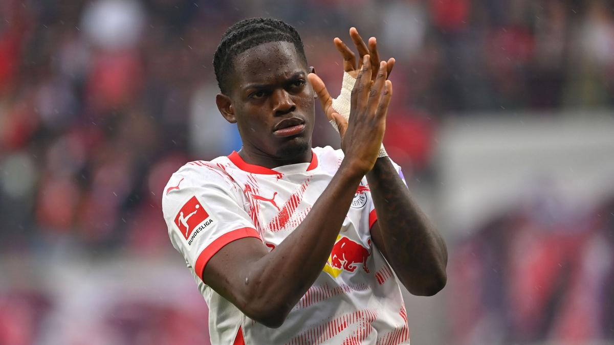 Se dispara la competencia por Castello Lukeba