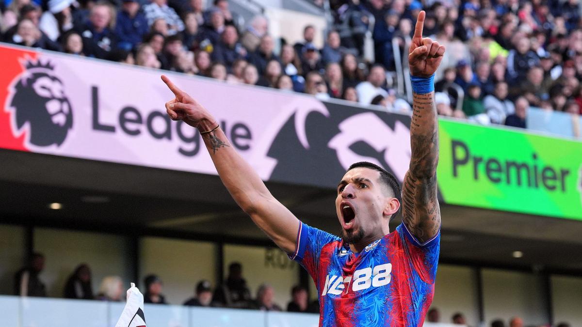 Daniel Muñoz se deja querer