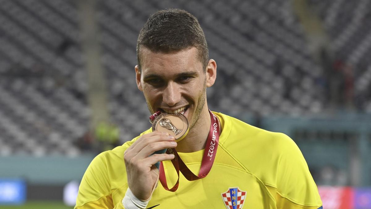 Dominik Livakovic se despide del Girona