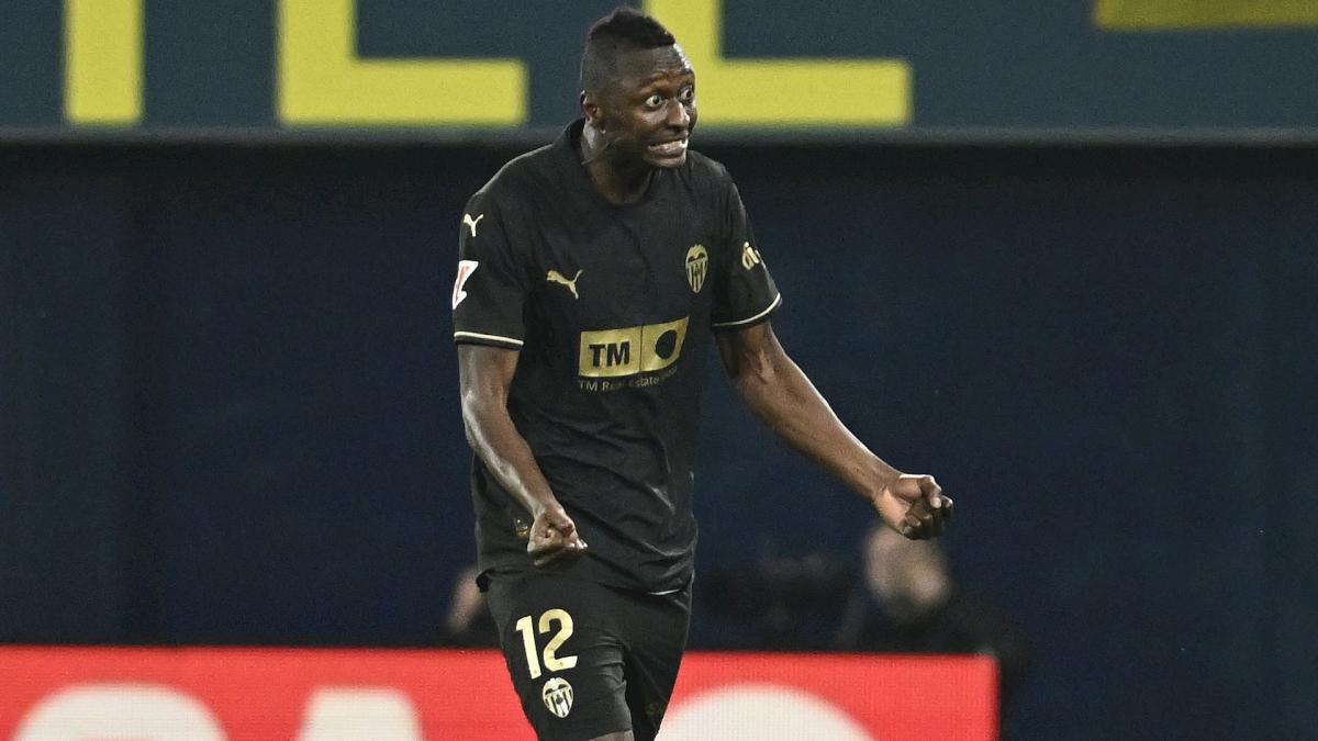 ¿Qué pasa con Umar Sadiq?