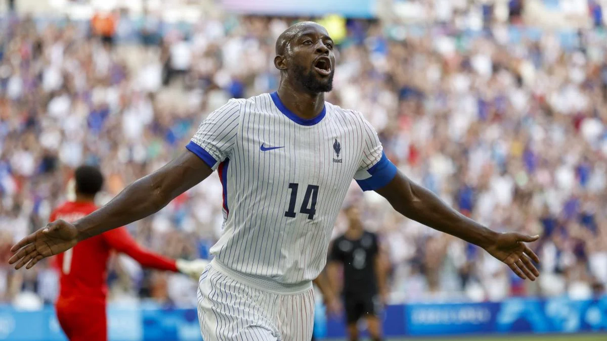 Jean-Philippe Mateta espera subir el último escalón