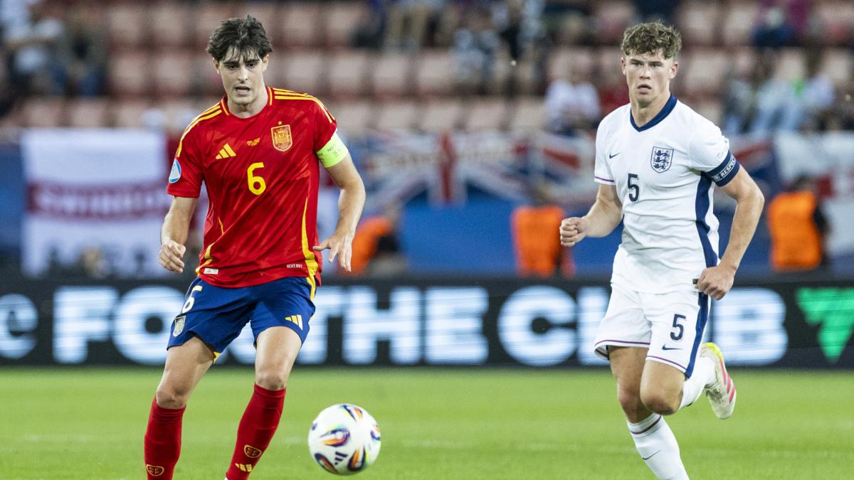 Dos equipos avanzan en el fichaje de Javi Guerra