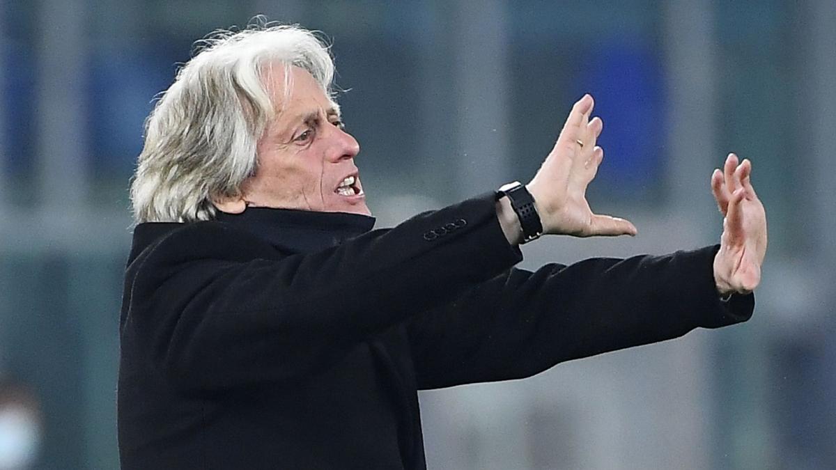 Laracutiex onlyfans very easy to get into contact with her,