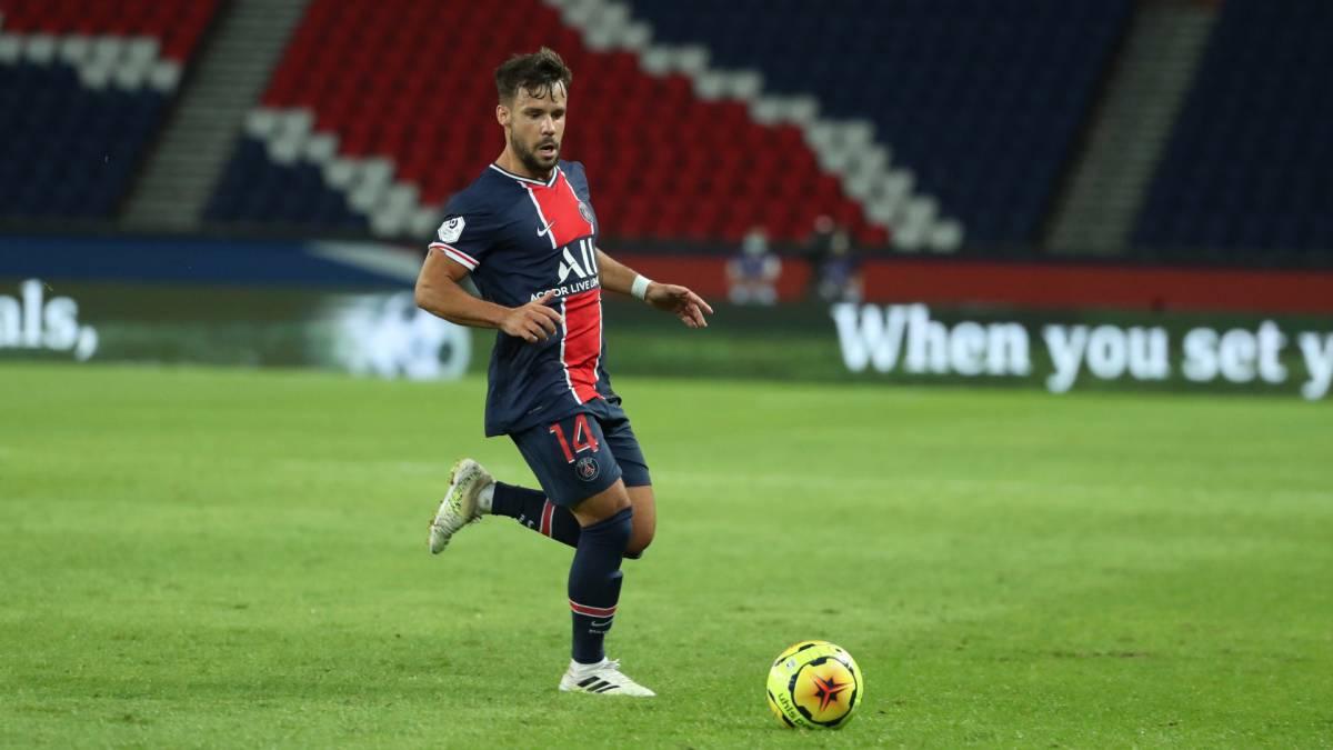 A punto de definirse el futuro de Juan Bernat