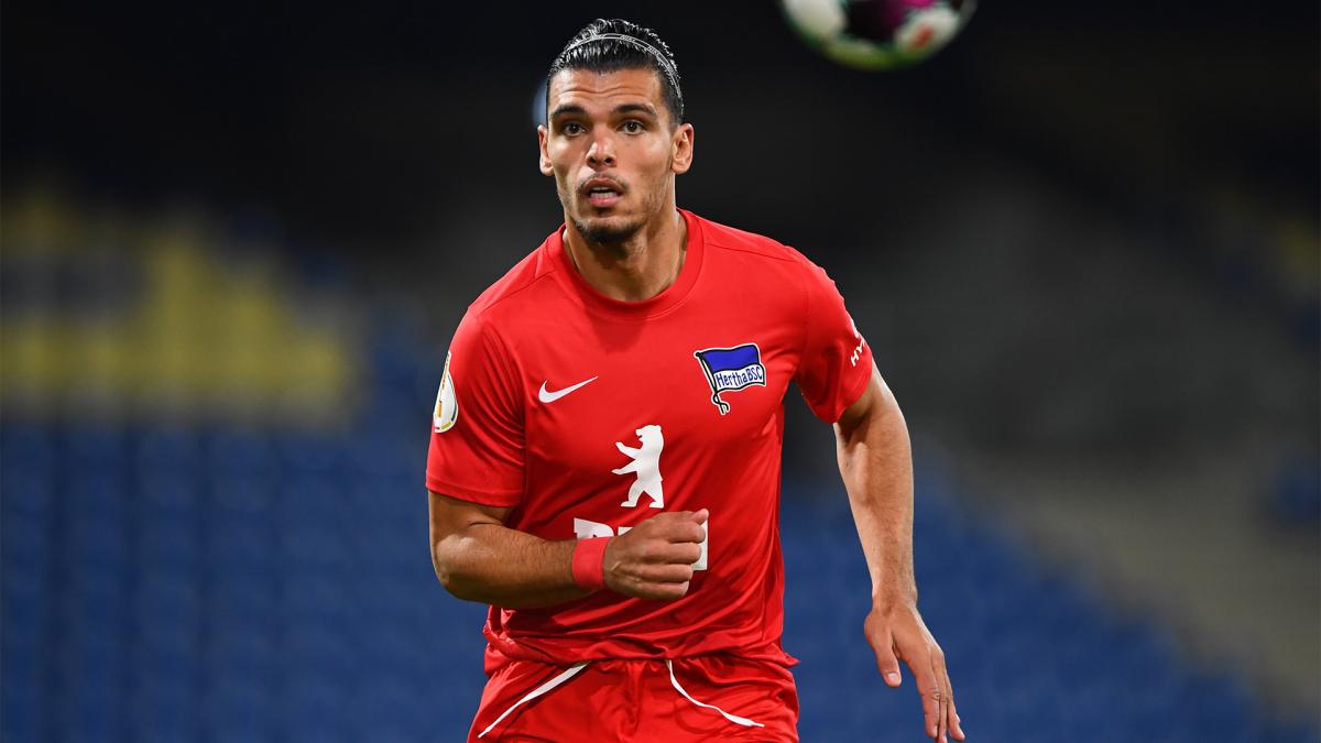 El Sevilla anuncia a Karim Rekik