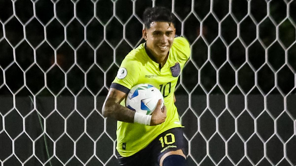 El Chelsea dice adiós a Kendry Páez