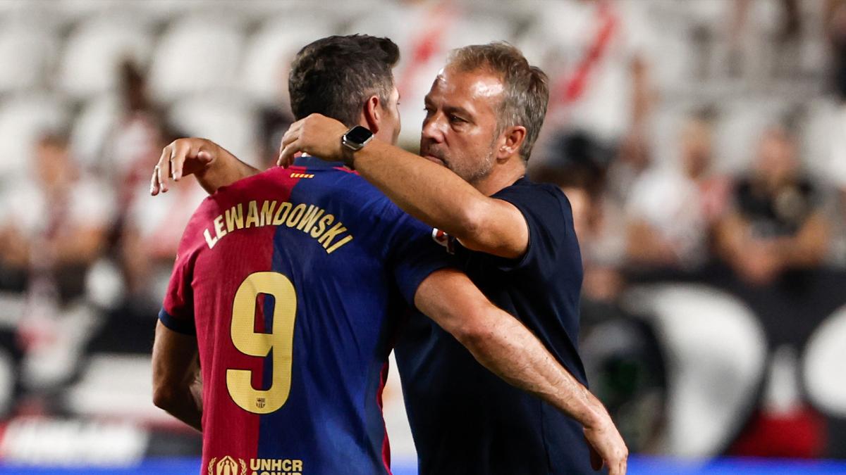 Liga | Robert Lewandowski hace bueno el plan de Hansi Flick