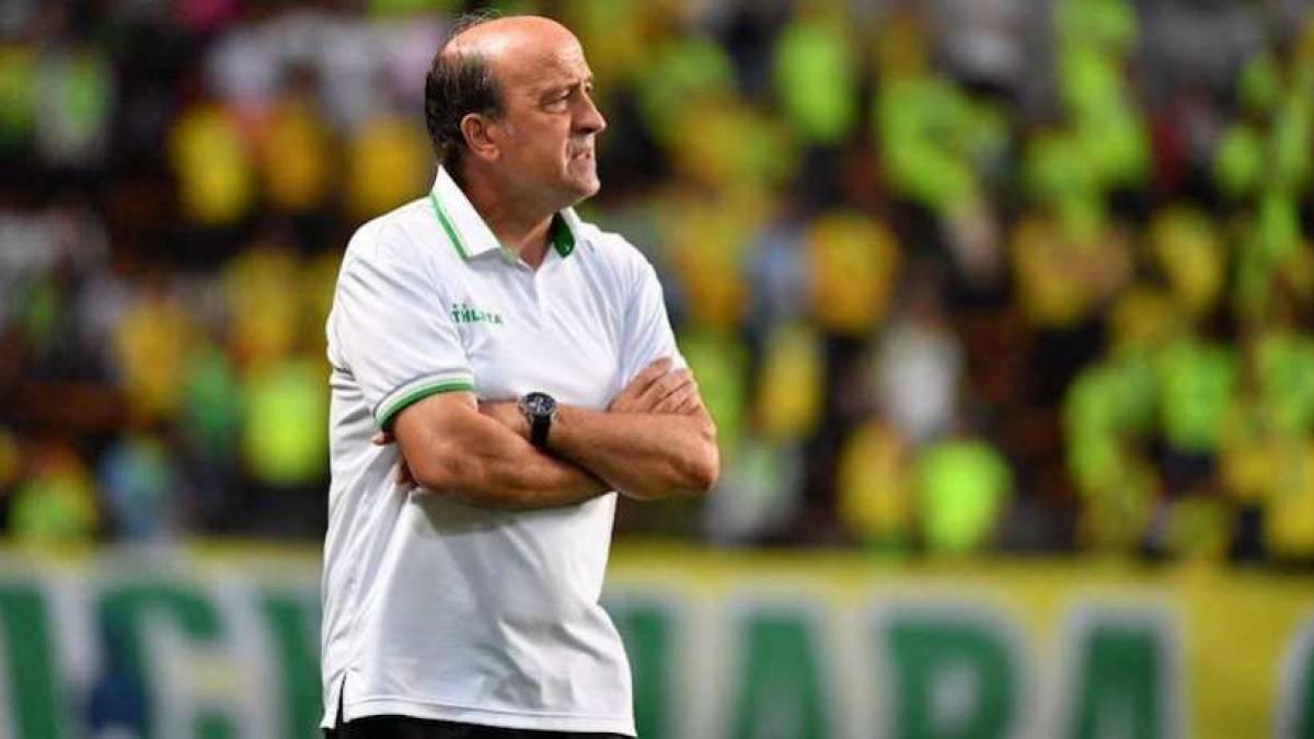 Info Fichajes | Miguel Ángel Lotina entrenará al Cerezo Osaka