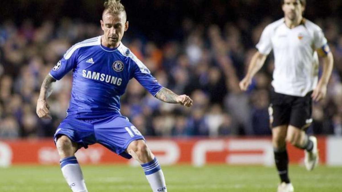 Chelsea: Desde Rusia pretenden a Raúl Meireles