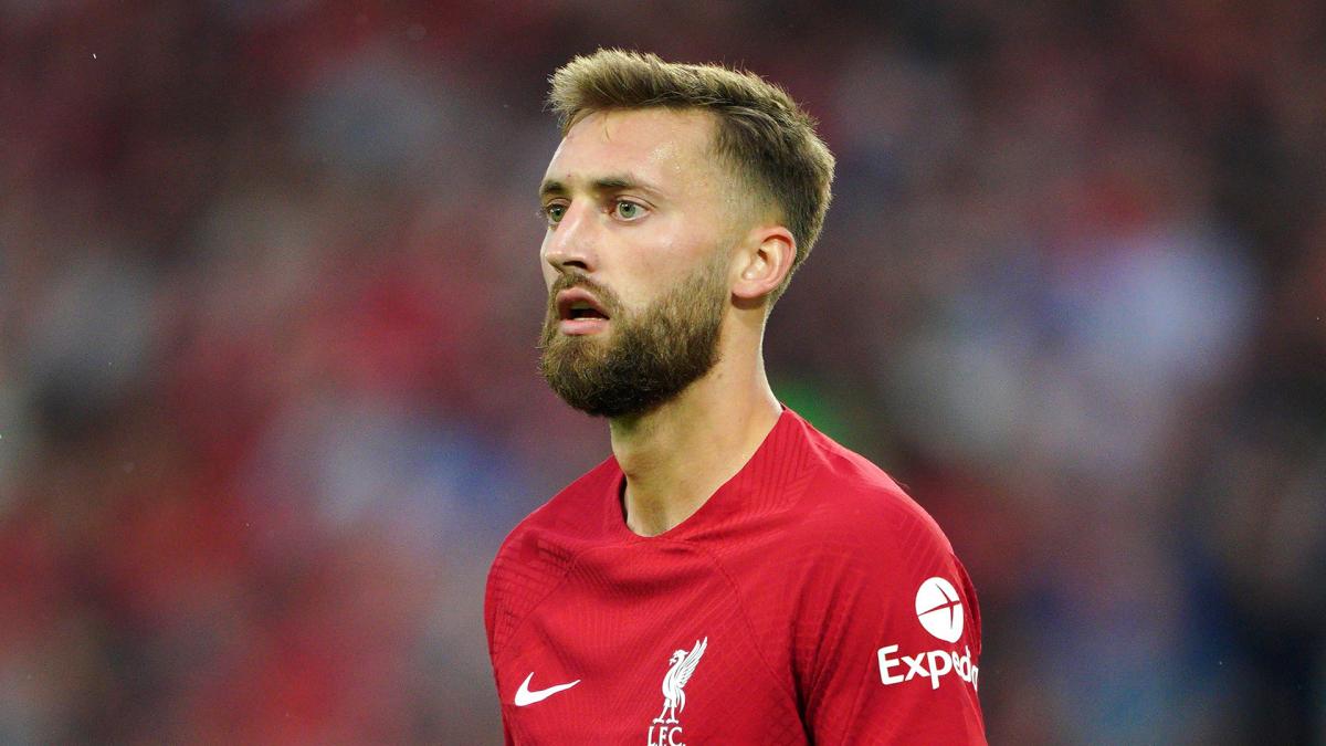 Liverpool | Una vía de escape para Nathaniel Phillips