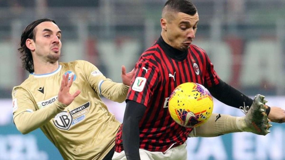 El AC Milan pretende 8 M€ con una venta