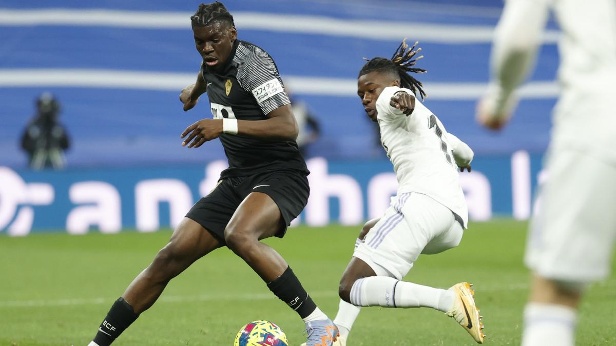 Randy Nteka pasa la patata caliente al Rayo Vallecano