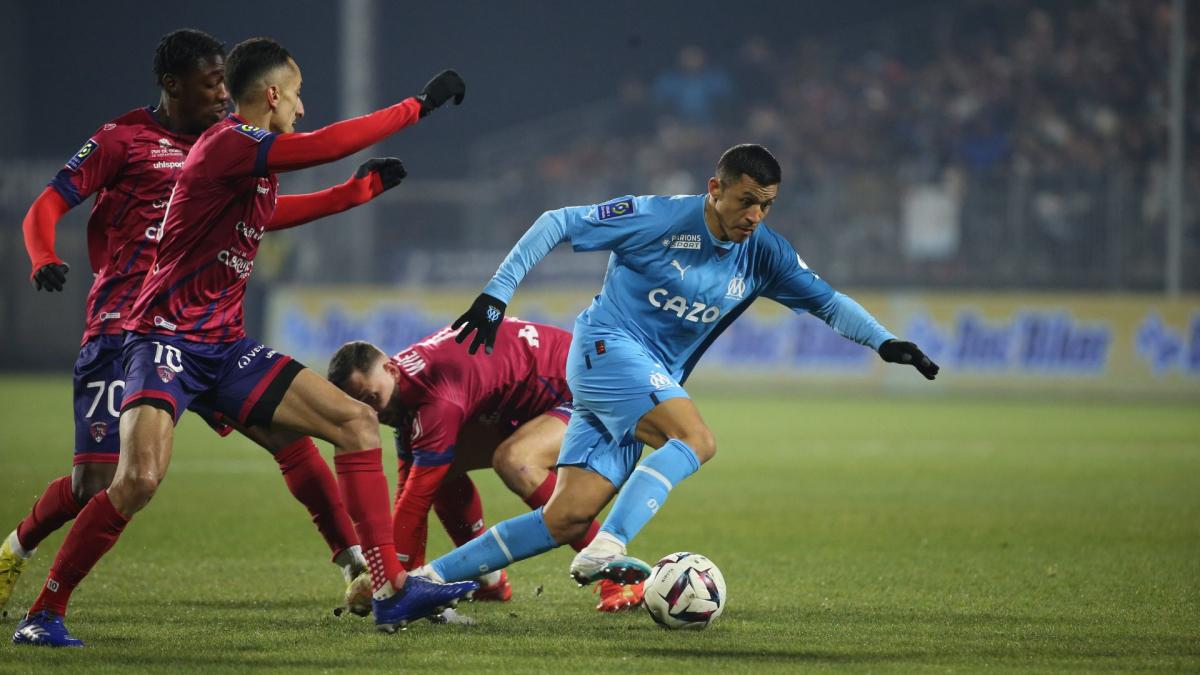 Alexis Sánchez y el Inter de Milán acercan posturas