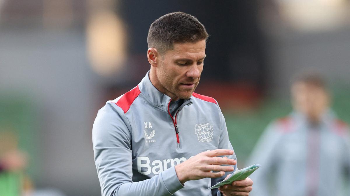 Xabi Alonso se lleva a una perla del FC Barcelona