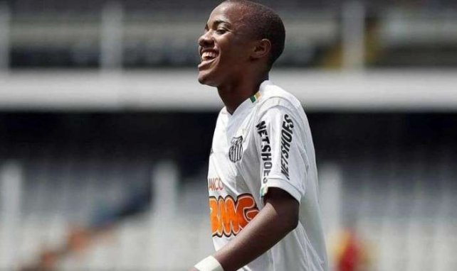 Víctor Andrade, la nueva joya del Santos que gusta en Inglaterra